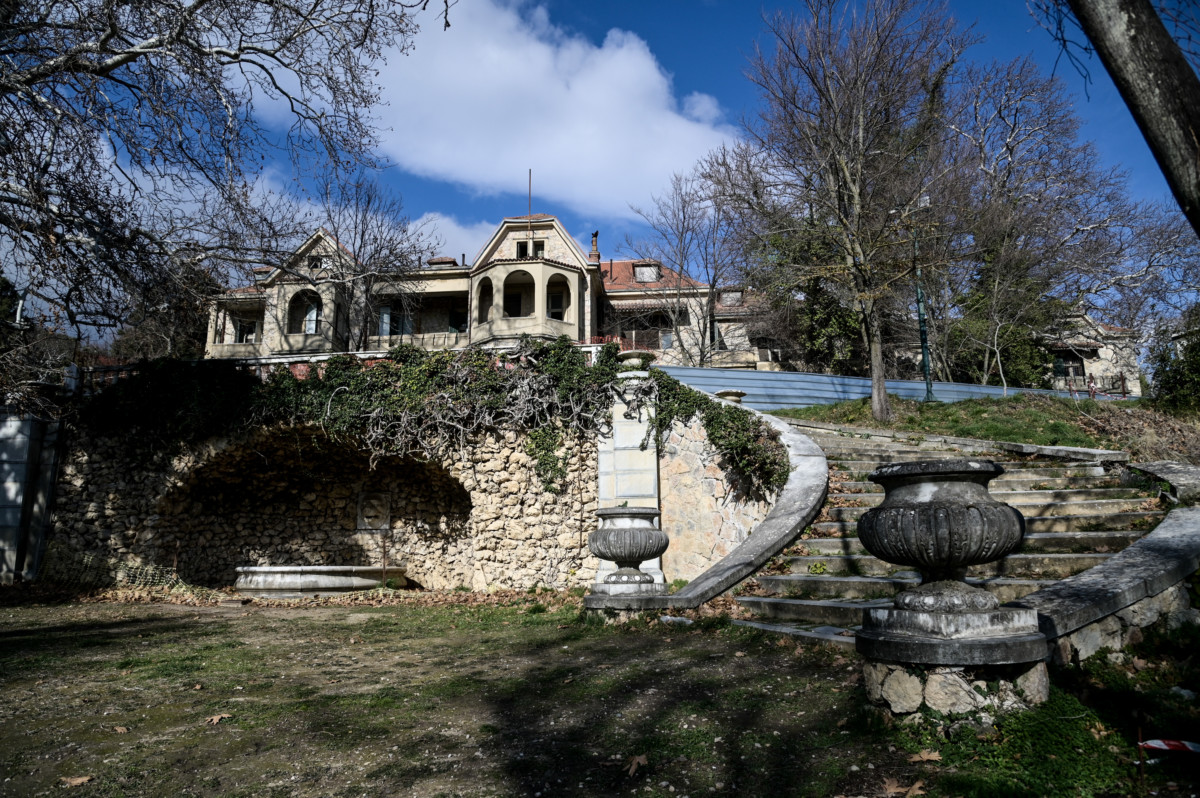 ΤΑΤΟΙ ΠΡΩΗΝ ΒΑΣΙΛΙΚΑ ΑΝΑΚΤΟΡΑ (ΜΙΧΑΛΗΣ ΚΑΡΑΓΙΑΝΝΗΣ/EUROKINISSI) - Ecozen