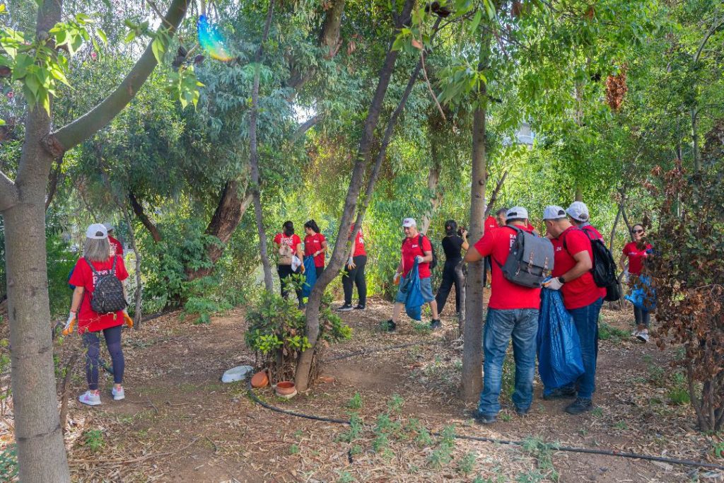 Henkel, Dixan και Δ.Μασούτης Α.Ε. «καθαρίζουν σε βάθος» το ρέμα ...